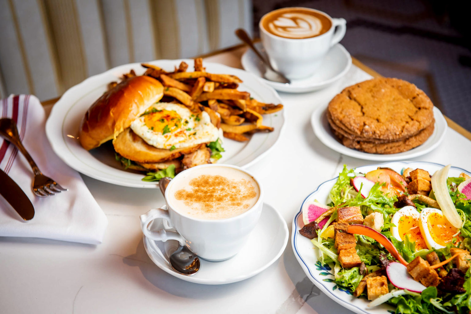 French Restaurant & Café - Downtown Halifax | Café Lunette